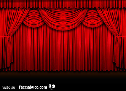 Sipario chiuso - Facciabuco.com